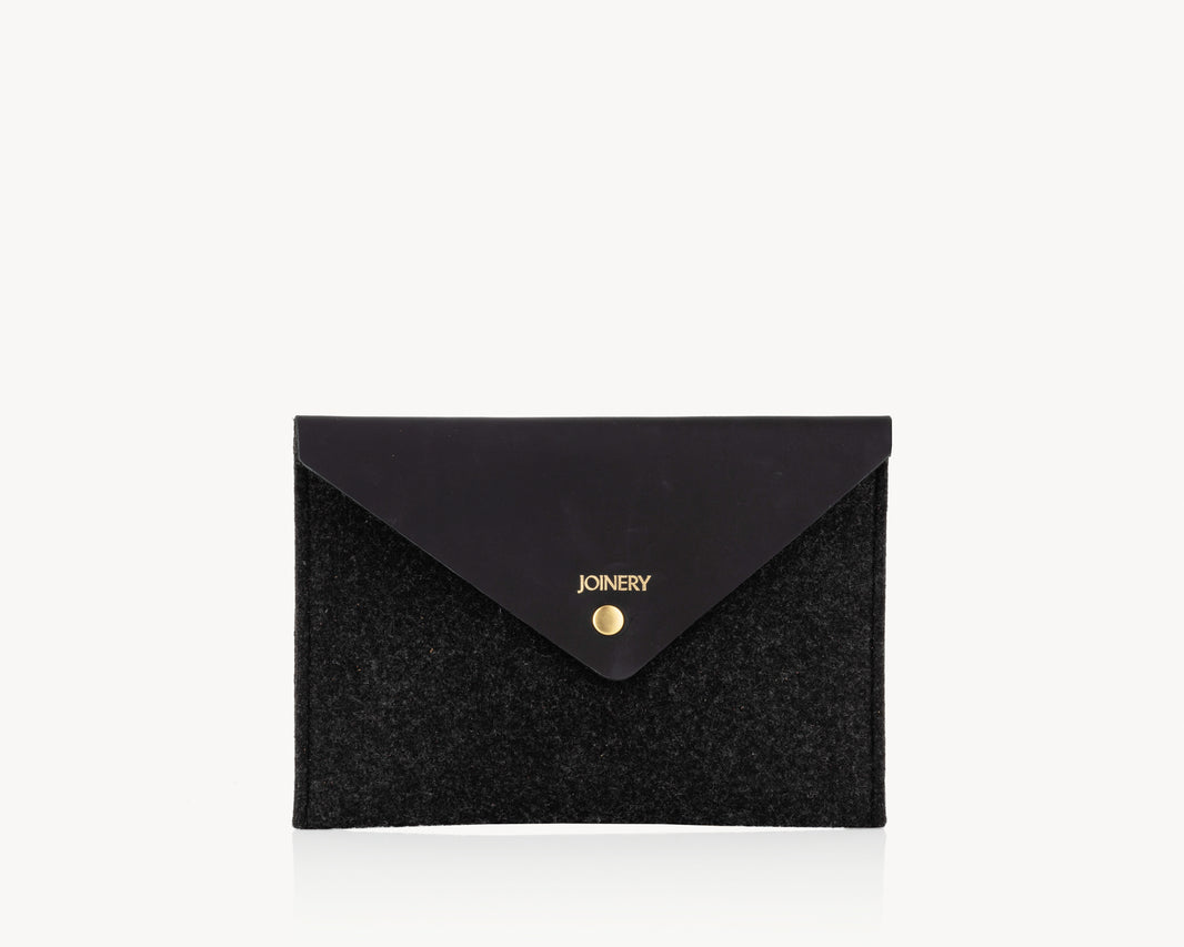 ENVELOPE POUCH
